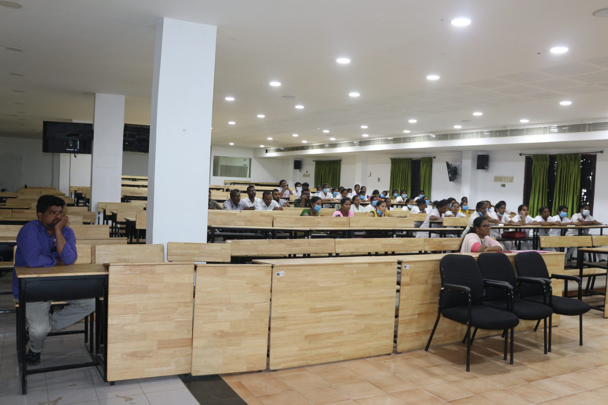 Home - AVMC - Aarupadai Veedu Medical College & Hospital